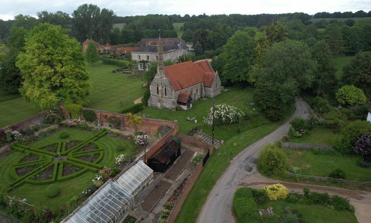 Rycote Park and Adwell Estate | Perennial